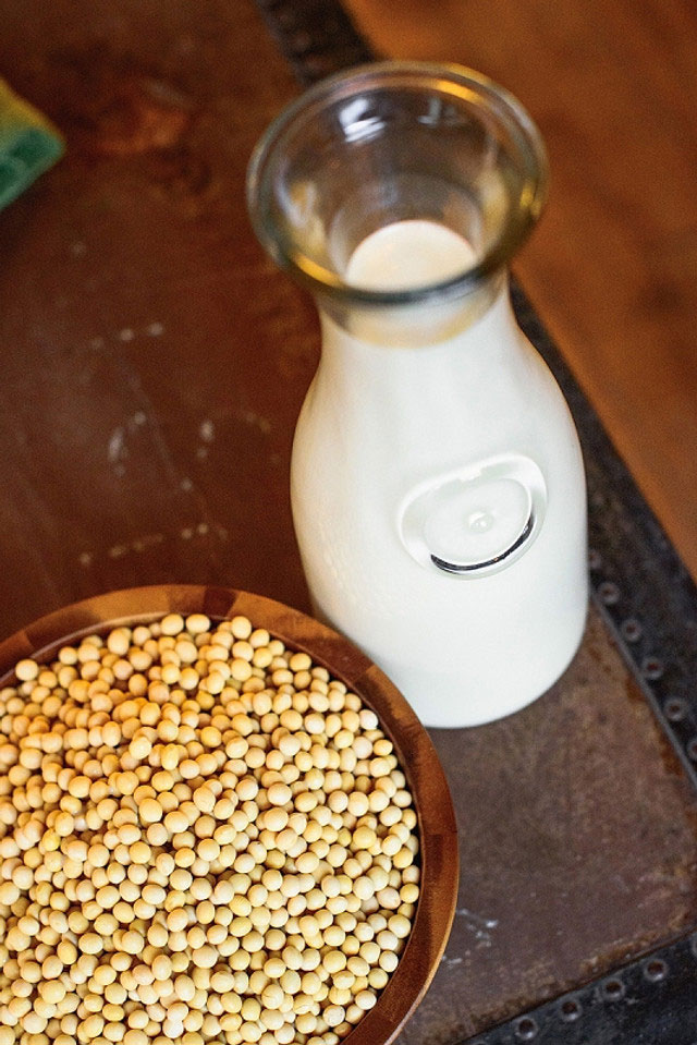 Laura® Soybeans - Laura Soybeans - Quality you can trust from Farm to Table